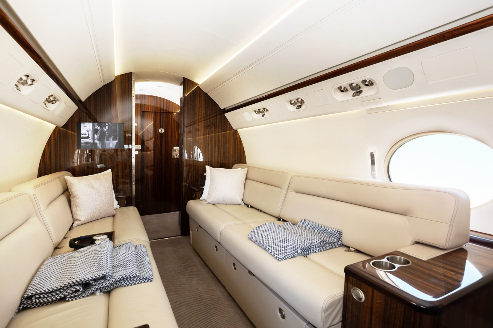 GULFSTREAM 550 | Private Jet | Global Jet